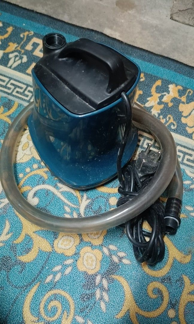 Submersible Pump, Pet Supplies, Homes & Other Pet Accessories on Carousell