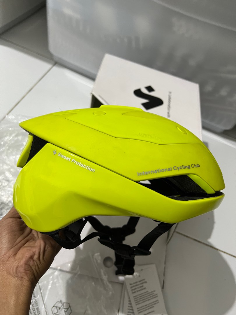 Sweet Protection Falconer Aero x Pas Normal Studios Helmet, Olah Raga ...