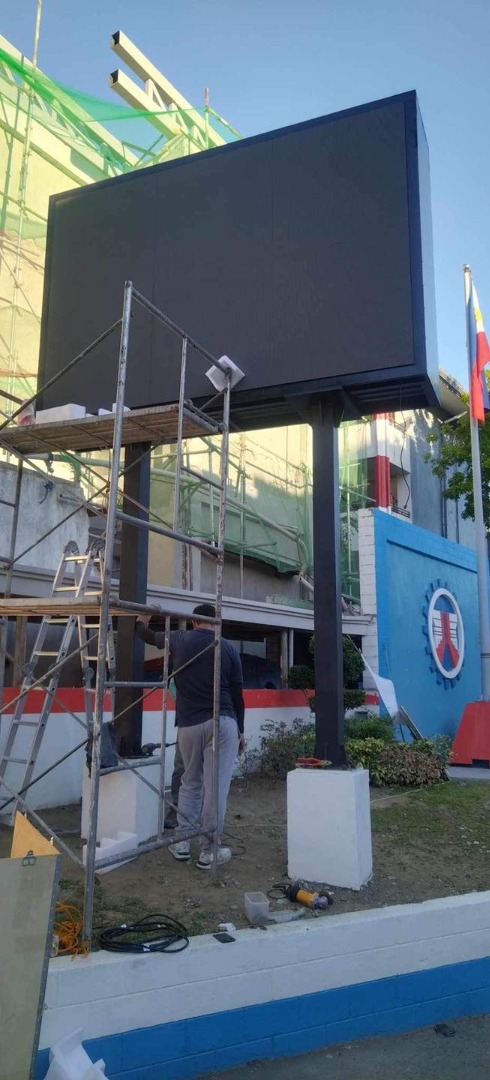 Video Led wall, Commercial & Industrial, Construction & Building ...