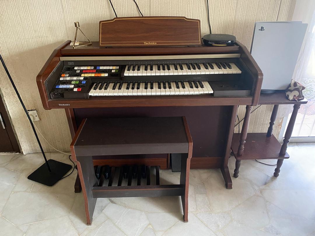 Vintage technics organ, Audio, Portable Music Players on Carousell