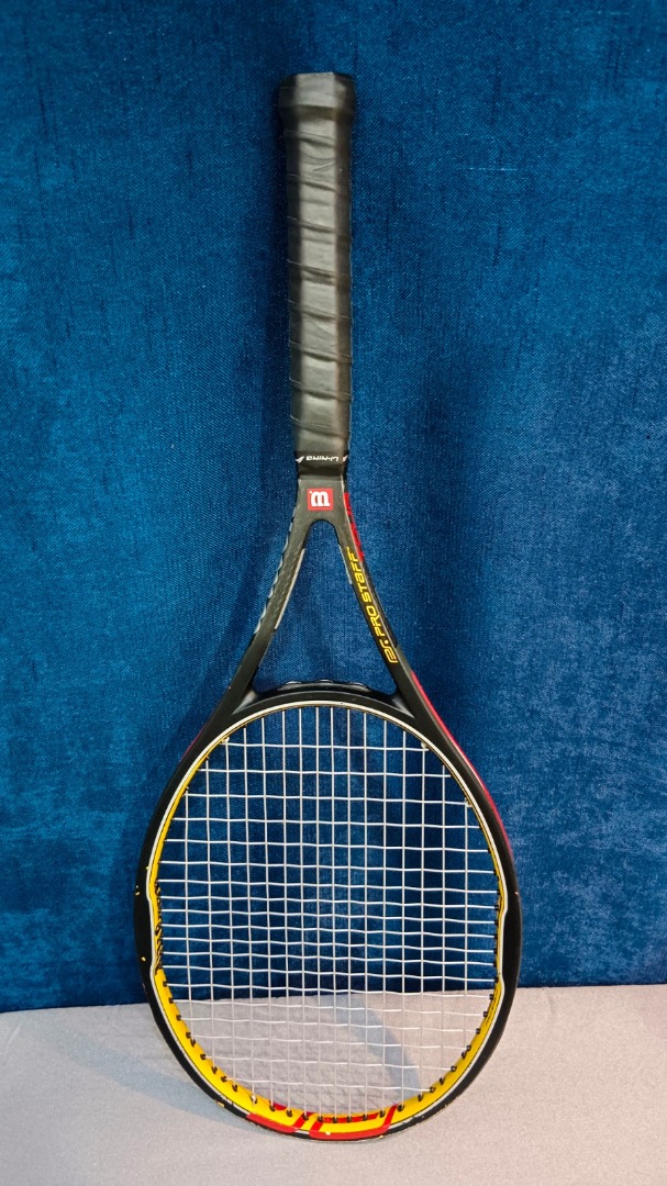 Wilson Pro Staff Hyper Carbon TOUR (Roger Federer Racquet), Sports ...