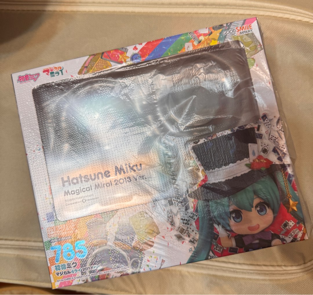 【全新，盒包膠】初音未來 黏土人 No.785, 興趣及遊戲, 玩具 & 遊戲類 - Carousell