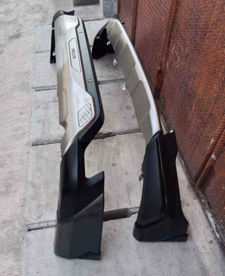 Bodykit Toyota Innova Zenix Modelista depan belakang, Aksesoris Mobil ...