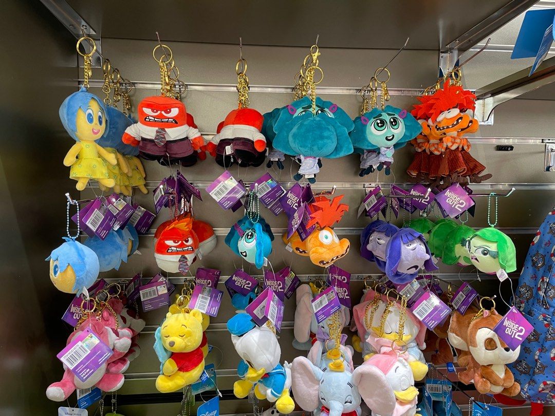 inside out 2 key chains, Hobbies & Toys, Toys & Games on Carousell