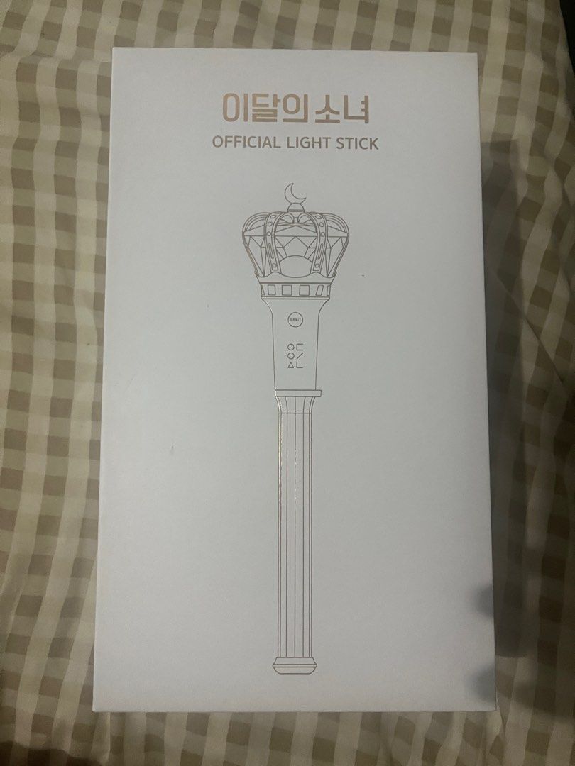 Loona Lightstick, Hobbies & Toys, Memorabilia & Collectibles, K-Wave on ...