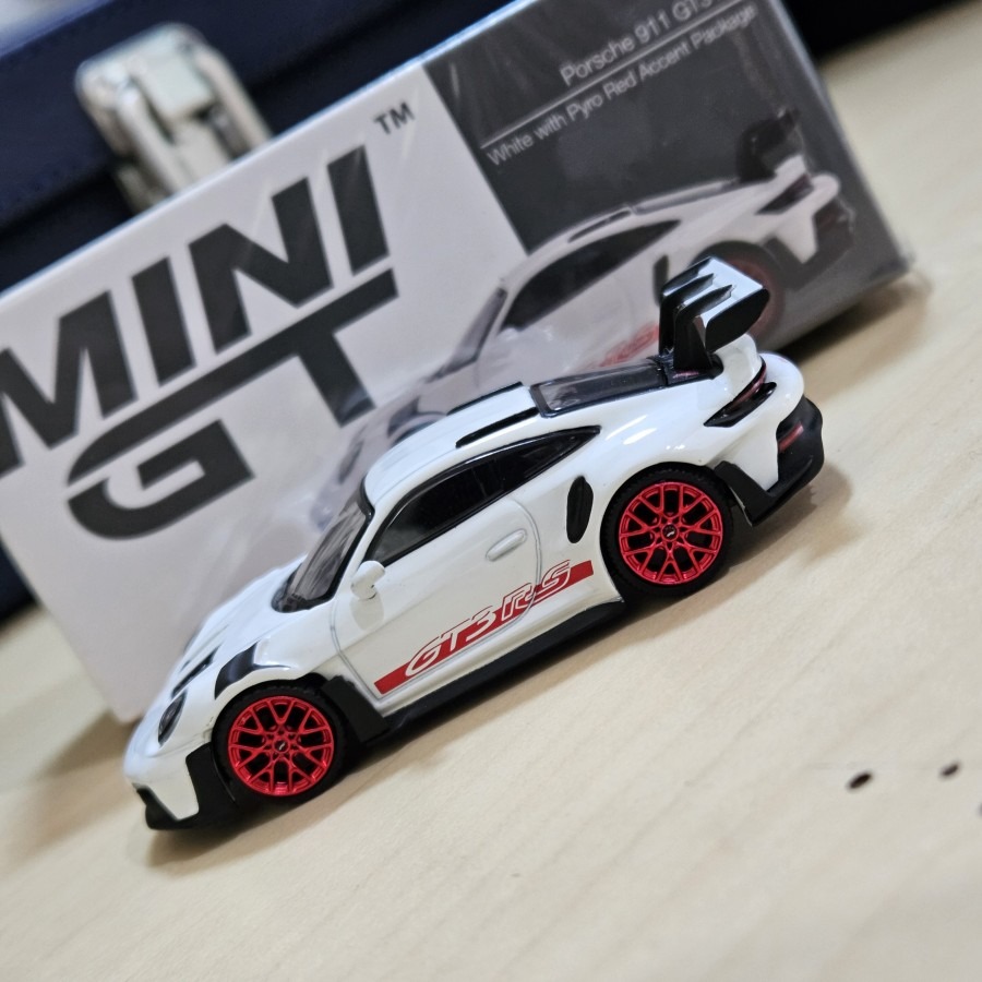 Mini GT Porsche 911 GT3 RS Mulus MiniGT 630, Toys & Collectibles ...