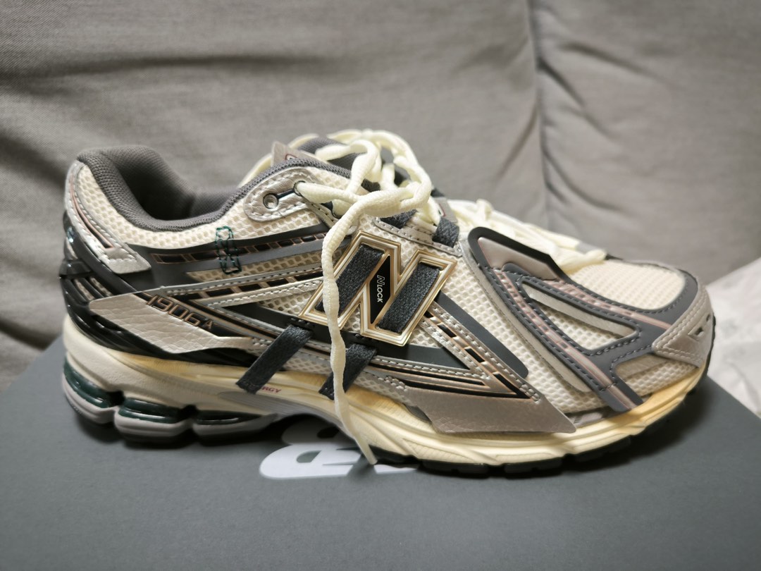 New Balance 1906 AD, 男裝, 鞋, 波鞋 - Carousell