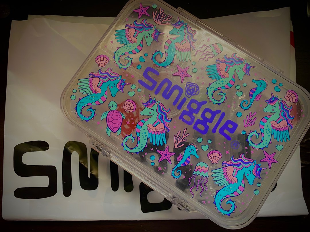 Smiggle Bento Box, Hobbies & Toys, Stationary & Craft, Stationery ...