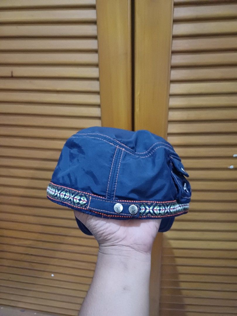Topi Commando Louis Castel, Fesyen Pria, Aksesoris, Topi di Carousell