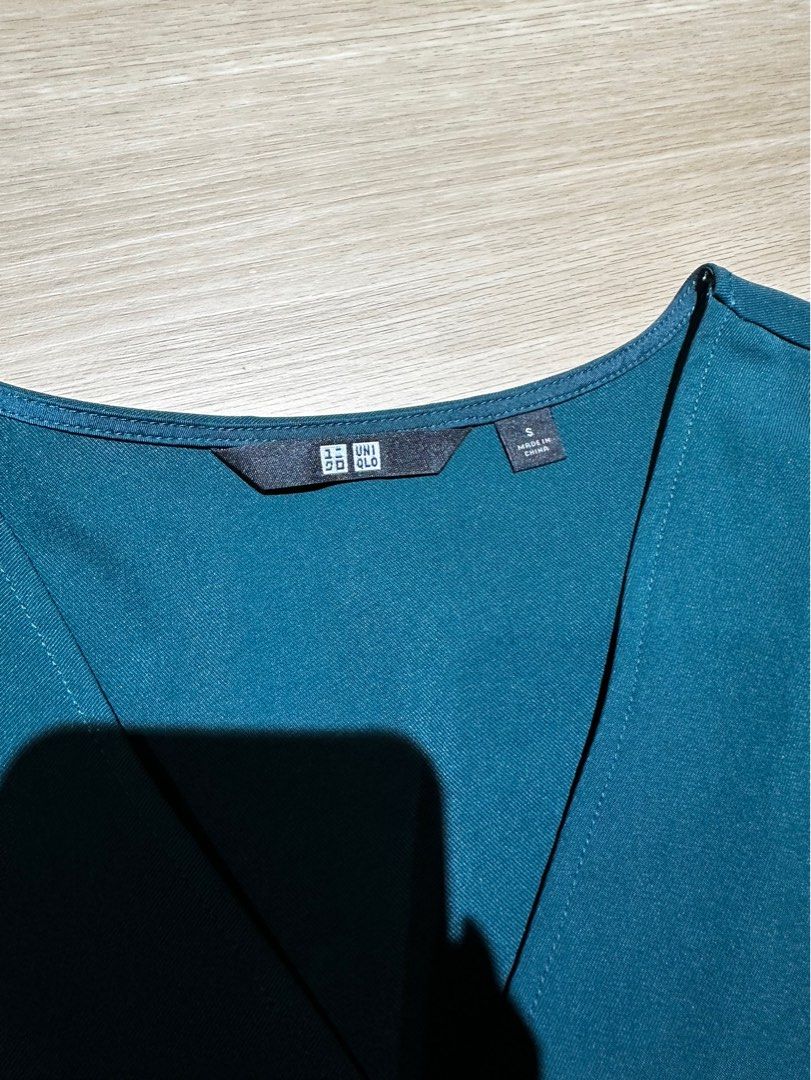 Uniqlo Formal Top, Women's Fashion, Tops, Blouses on Carousell