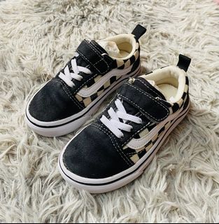 Converse x CDG Kids, Babies & Kids, Babies & Kids Fashion on Carousell