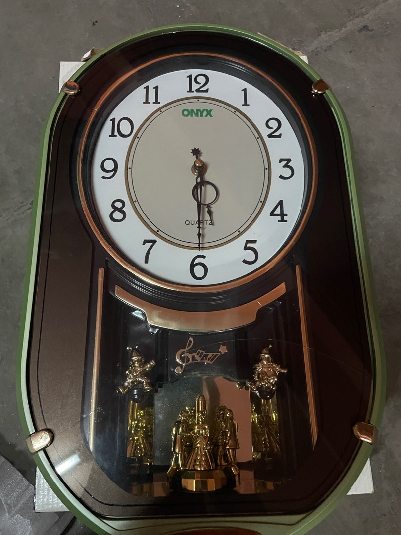 Wall Clocks (minor Factory Defect), Furniture & Home Living, Home Decor ...