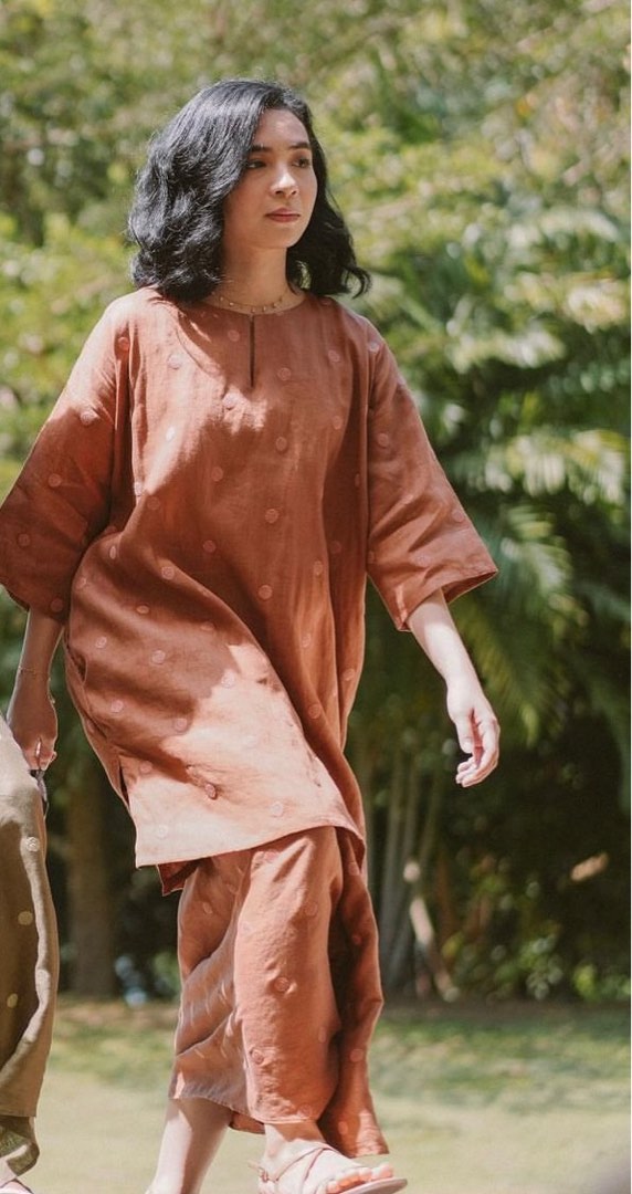 Whimsigirl Nona Linen Kurung, Women's Fashion, Muslimah Fashion, Baju ...