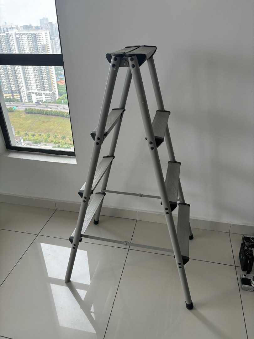 4 step two-way ladder, Furniture & Home Living, Home Improvement ...