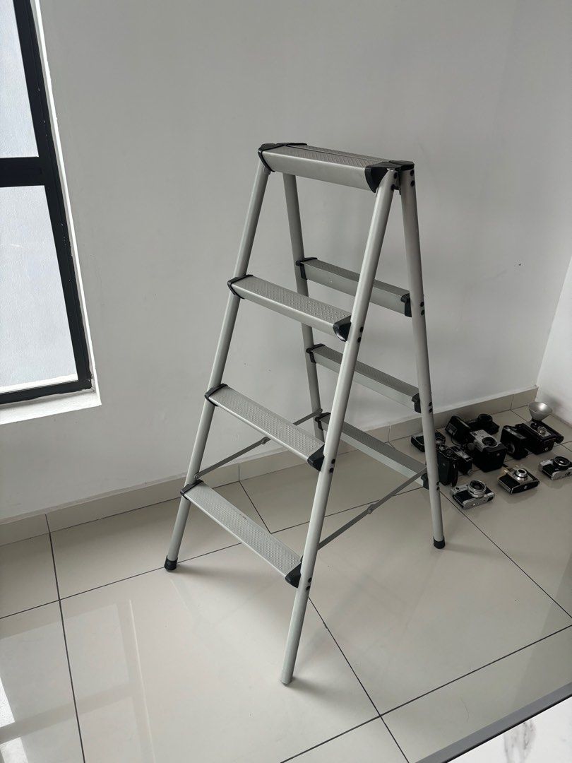 4 step two-way ladder, Furniture & Home Living, Home Improvement ...