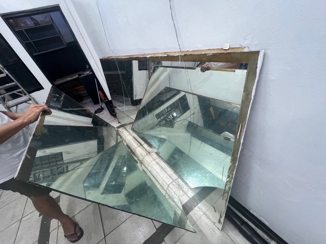 4x8 mirror, Furniture & Home Living, Home Decor, Mirrors on Carousell