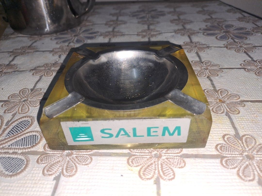 Bekas Abu Rokok Salem Hobbies And Toys Collectibles And Memorabilia