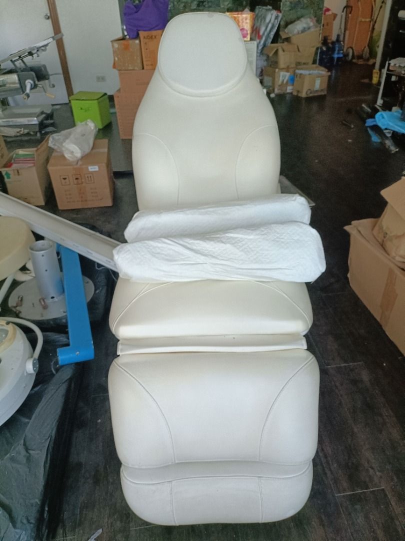 Dental Bed, Health & Nutrition, Medical Supplies & Tools on Carousell