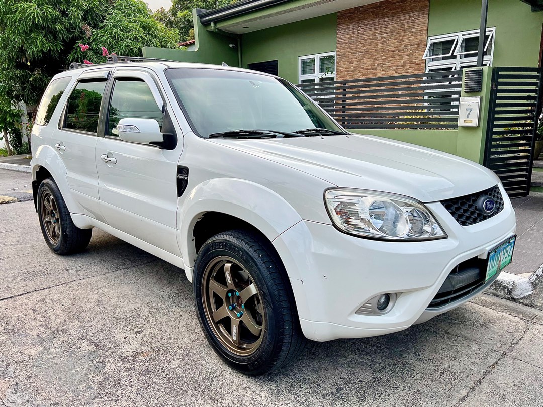 Ford Escape 2.3 XLS (A), Cars for Sale, Used Cars on Carousell