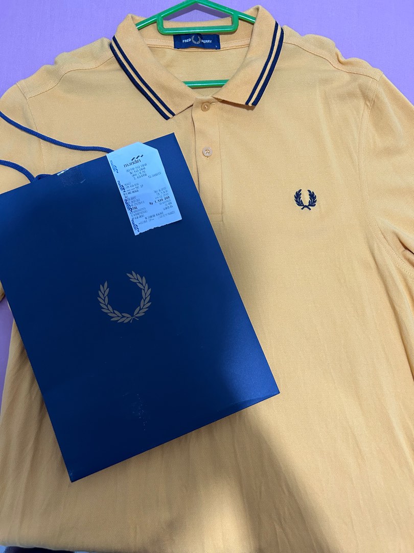 Fred Perry (Yellow/Golden Hour Color) Original, Fesyen Pria, Pakaian ...