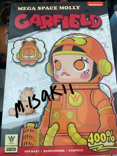Popmart MEGA Space Molly Garfield 400%, Hobbies & Toys, Toys & Games on ...