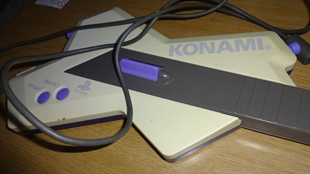 Konami Guitar Controller RU-018, Video Gaming, Gaming Accessories ...