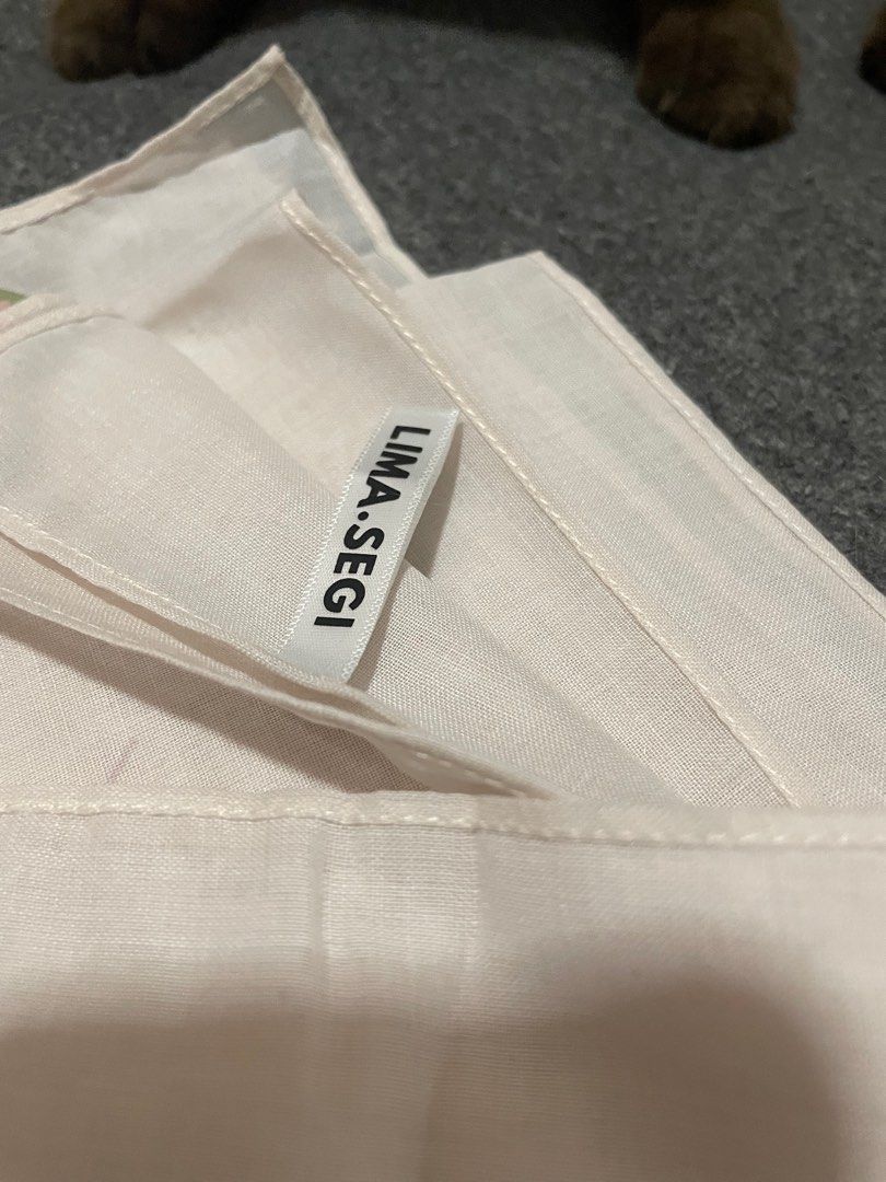 Lima segi monogram tudung bawal, Women's Fashion, Muslimah Fashion ...