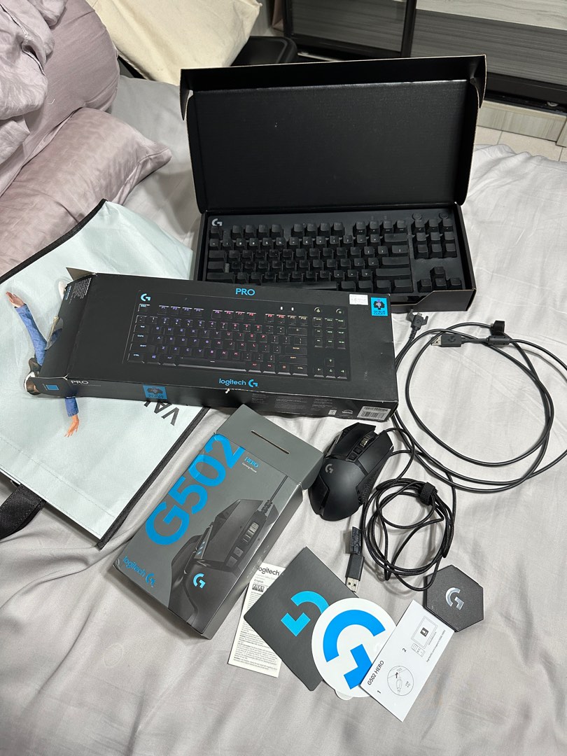 Logitech pro mechanical keyboard & G502 Hero gaming mouse set ...