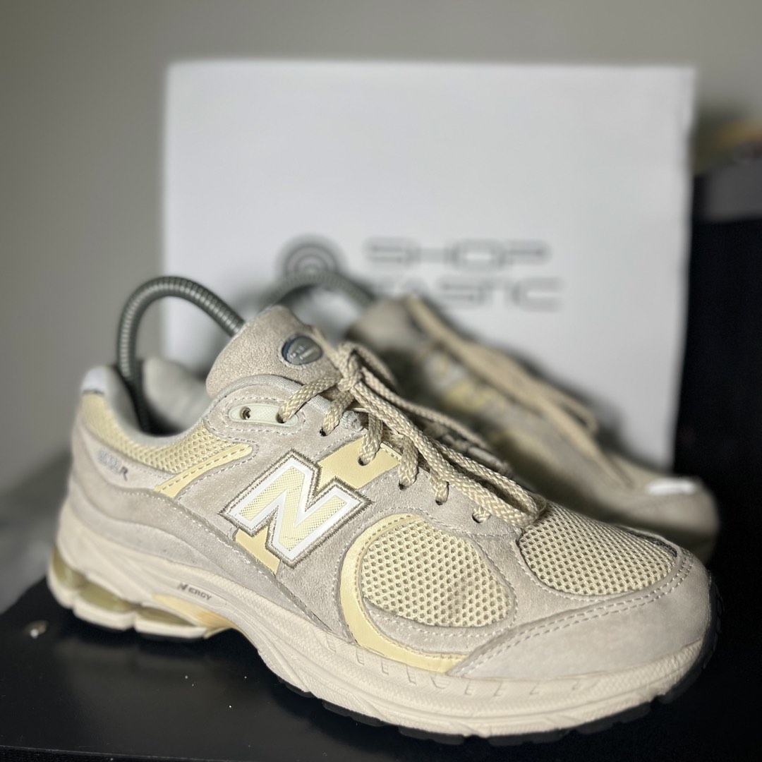 NEW BALANCE 2002r, Women's Fashion, Footwear, Sneakers on Carousell