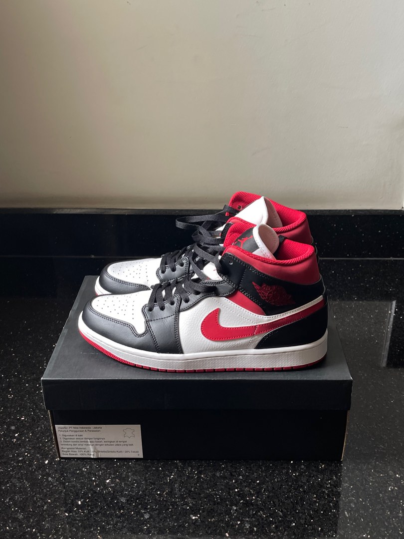 Nike Air Jordan 1 Mid Gym Red Like new Condition. Sepatu basket pria, Not adidas asics new ...