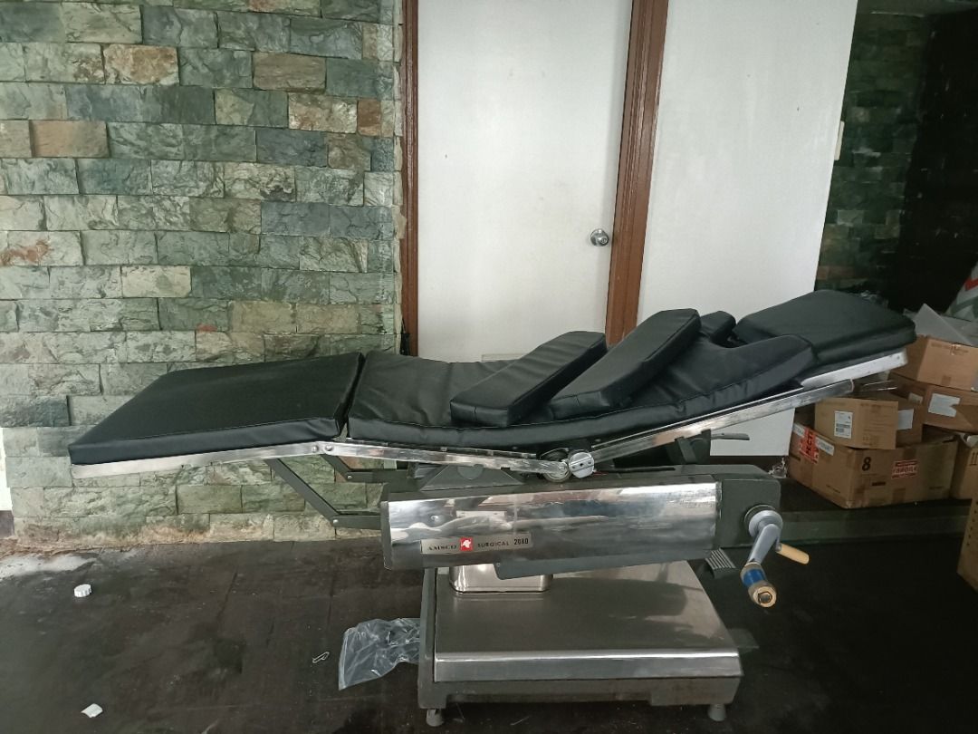 Operating room bed, Health & Nutrition, Medical Supplies & Tools on ...