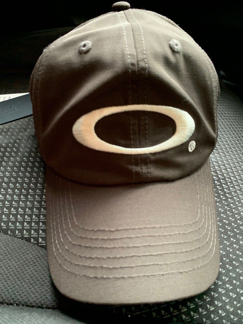 Pas Normal Studios x Oakley, Men's Fashion, Watches & Accessories, Cap ...