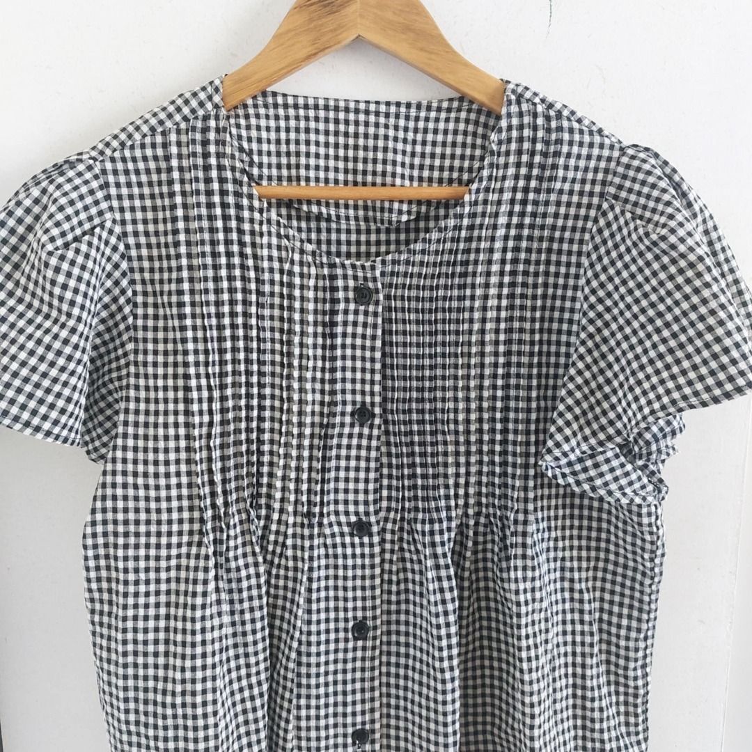 Pretty Black and White Gingham Blouse, Women's Fashion, Tops, Blouses ...
