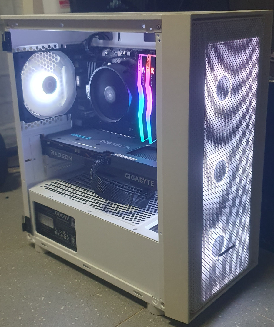 Radeon RX6600 8 GB GPU Ryzen AMD 5500 6 Core CPU Desktop Gaming PC ...