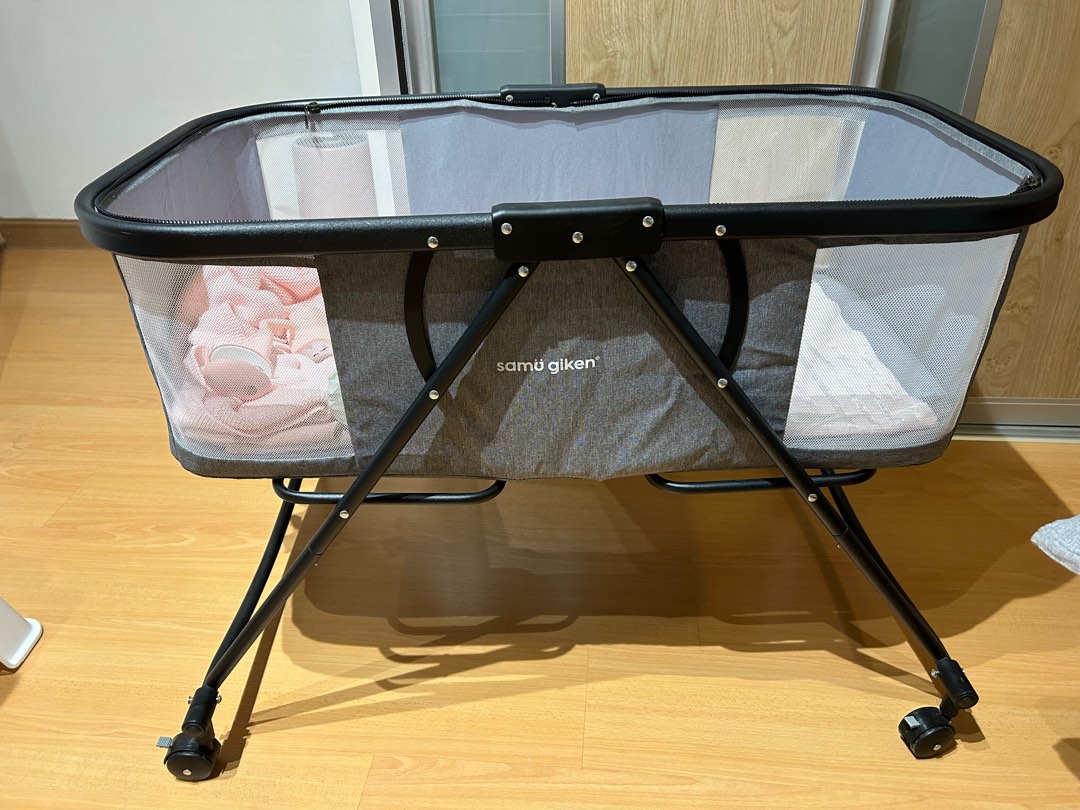 Samu Giken Portable Baby Cot, Babies & Kids, Baby Nursery & Kids ...