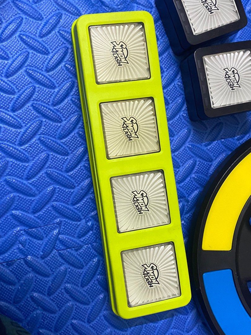 Simon Flash and Simon Swipe, Hobbies & Toys, Toys & Games on Carousell