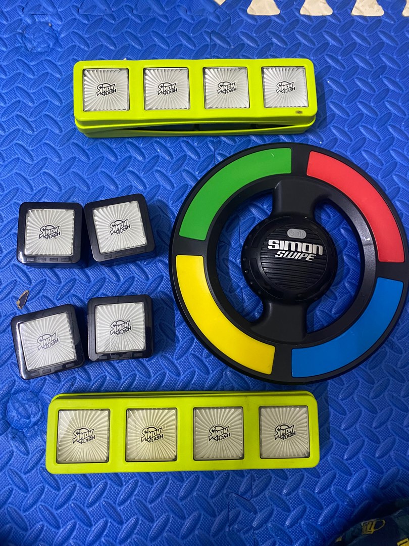 Simon Flash and Simon Swipe, Hobbies & Toys, Toys & Games on Carousell