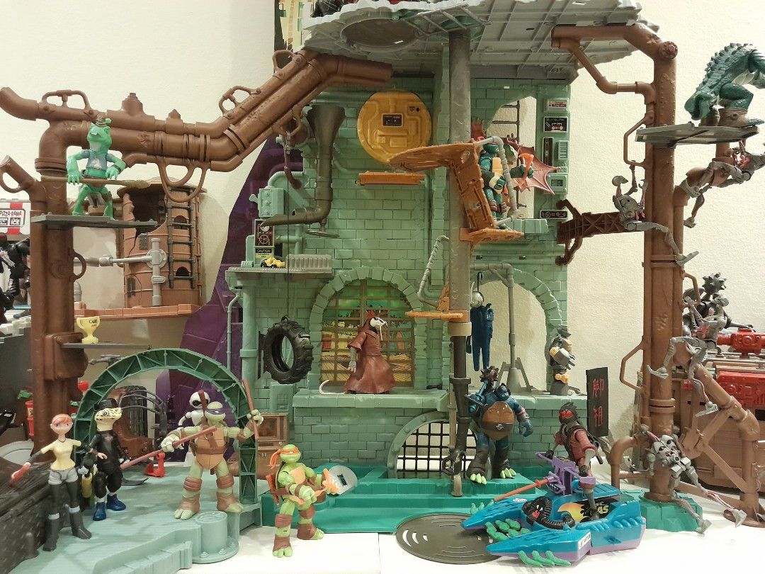 TMNT Nickelodeon Teenage Mutant Ninja Turtles Secret Sewer Lair Playset ...