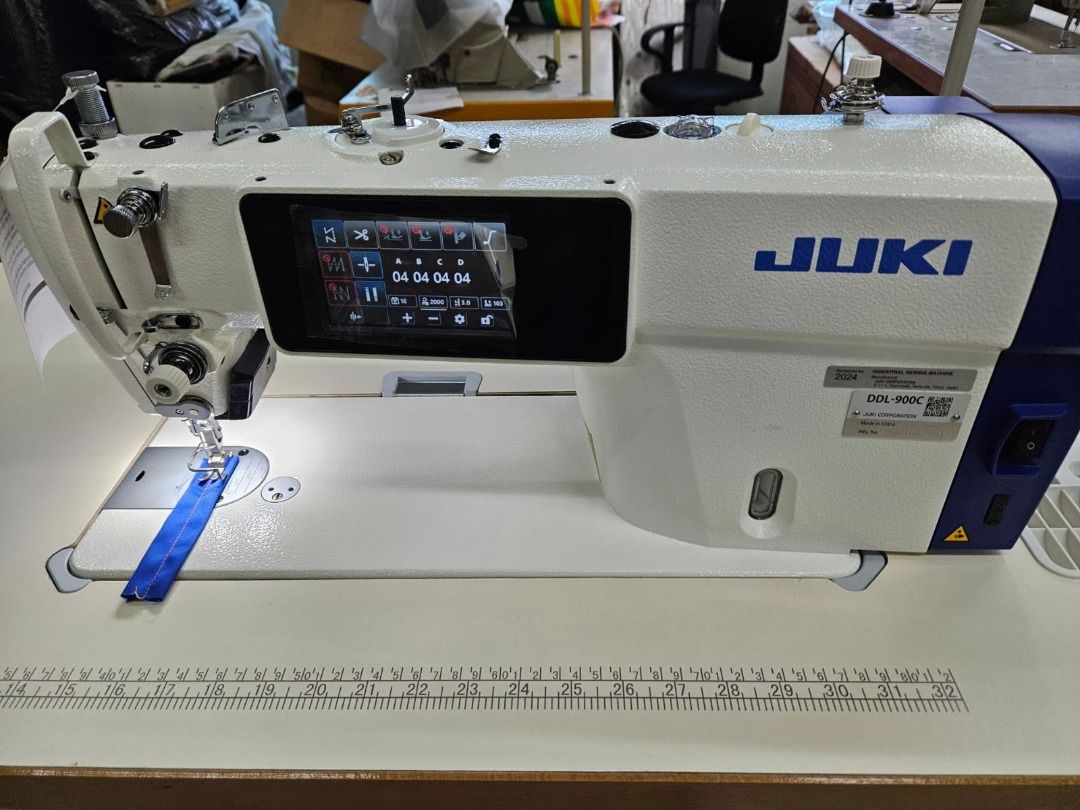 (全新)日本品牌 "JUKI" DDL-900C 輕觸式單針工業剪線直驅馬達衣車 (全台配全新車板及全新車架), 興趣及遊戲, 手作＆自家設計 ...