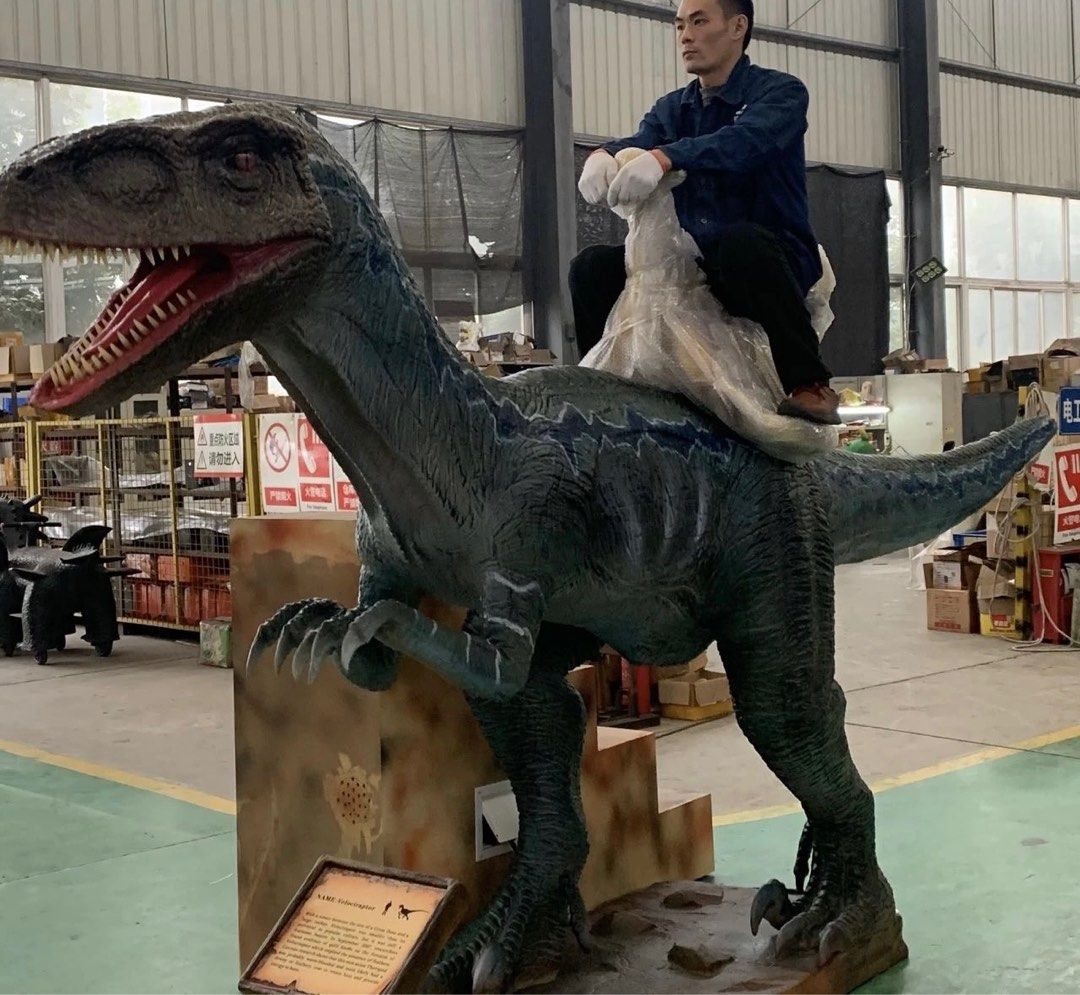Animatronic Life Size Velociraptor Dinosaur Ride Jurassic Park, Hobbies ...
