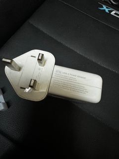 Apple 20W USB-C Power Adapter, 電腦＆科技, 電腦周邊及配件, 電腦線、轉接線及轉換器 - Carousell