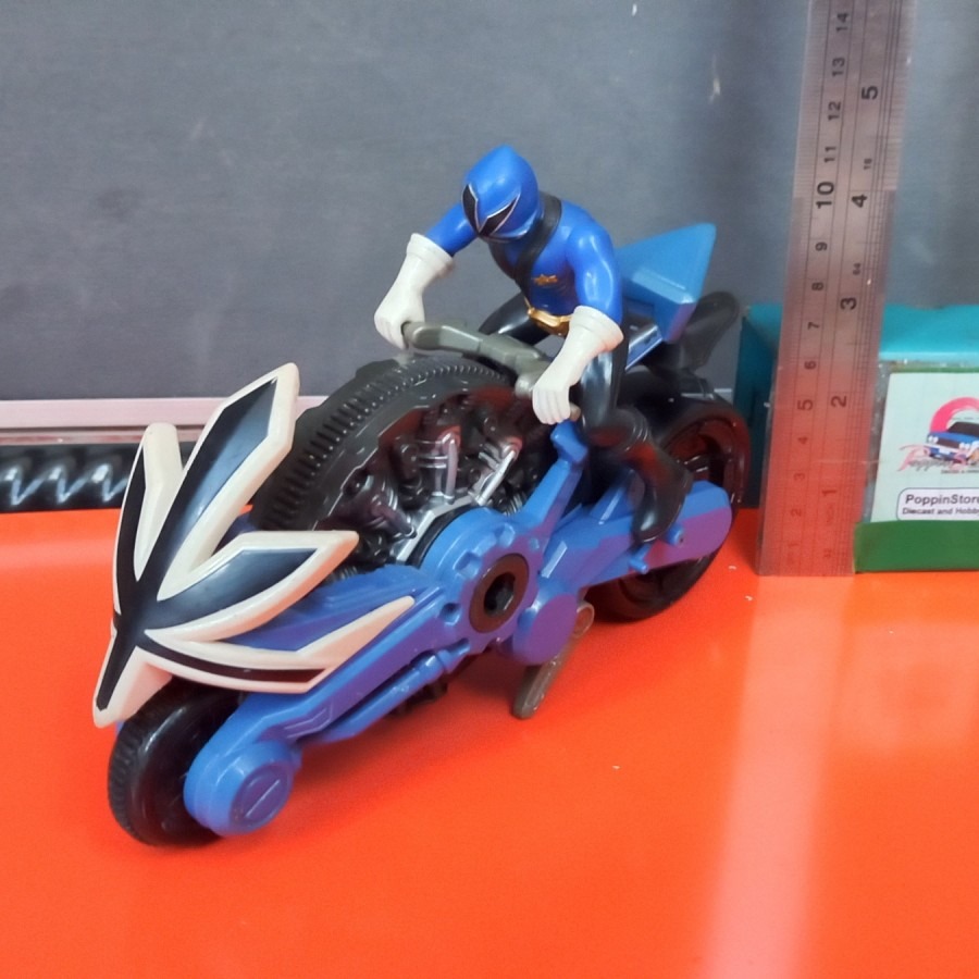 Bandai Power Rangers Samurai Disk Cycle With Blue Ranger Second Toys And Collectibles Mainan