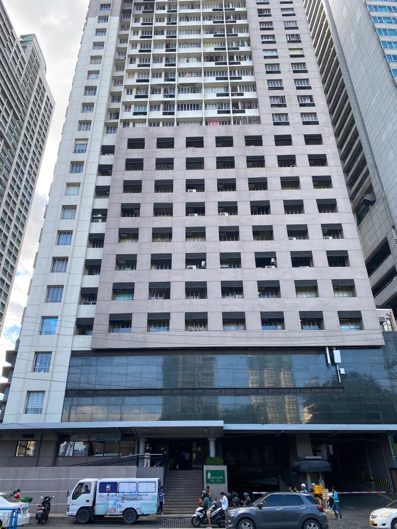 Convenient 42 sqm EDSA Shaw Office for Sale, Property, For Sale ...