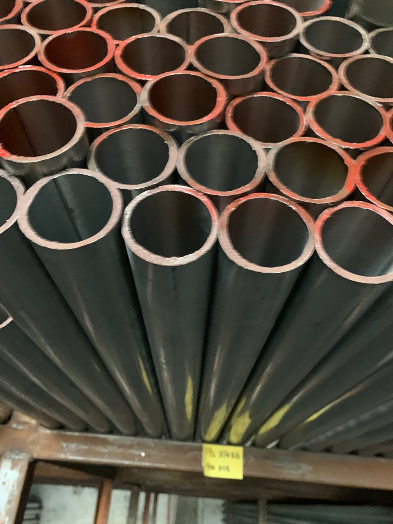 GI PIPES S40 / 1 1/2, Commercial & Industrial, Construction & Building ...