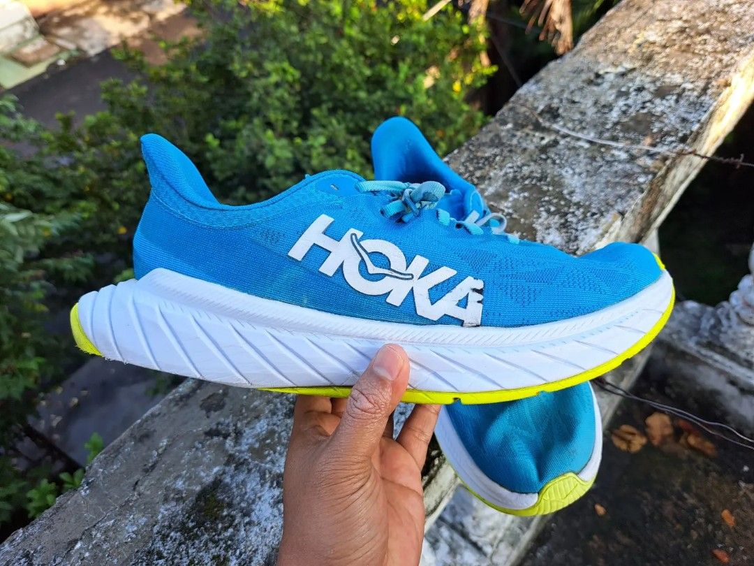 Hoka One One Carbon Plate size 43, Fesyen Pria, Sepatu , Sneakers di ...