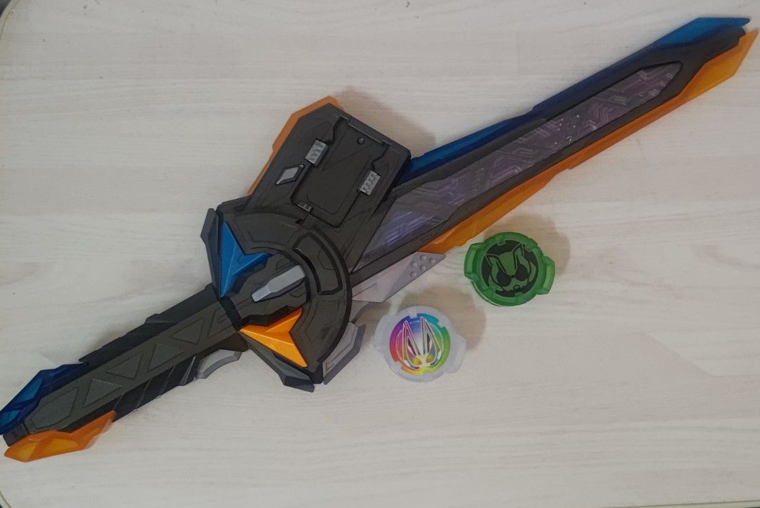 (Negotiable) Kamen Rider Geats DX Command Raising Sword and DX ID Core ...
