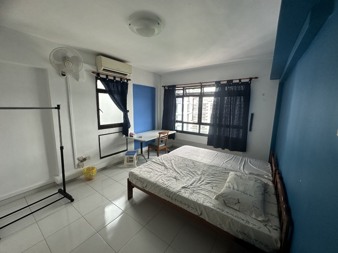 Master Bedroom with toilet for rent, Property, Rentals, HDB on Carousell