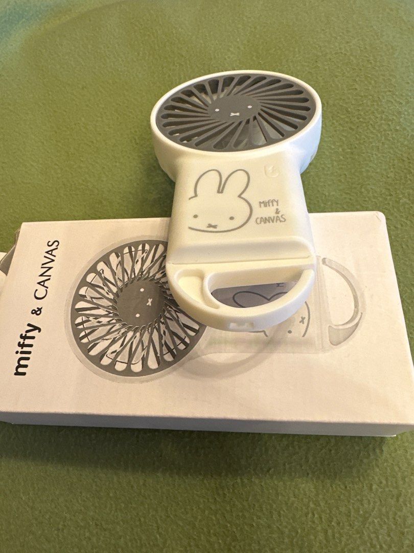 Miffy x Canvas Portable Fan 充電式 香薰夾 + 小風扇 手提風扇 1盒 (1套2件), 傢俬＆家居, 燈飾及風扇 ...