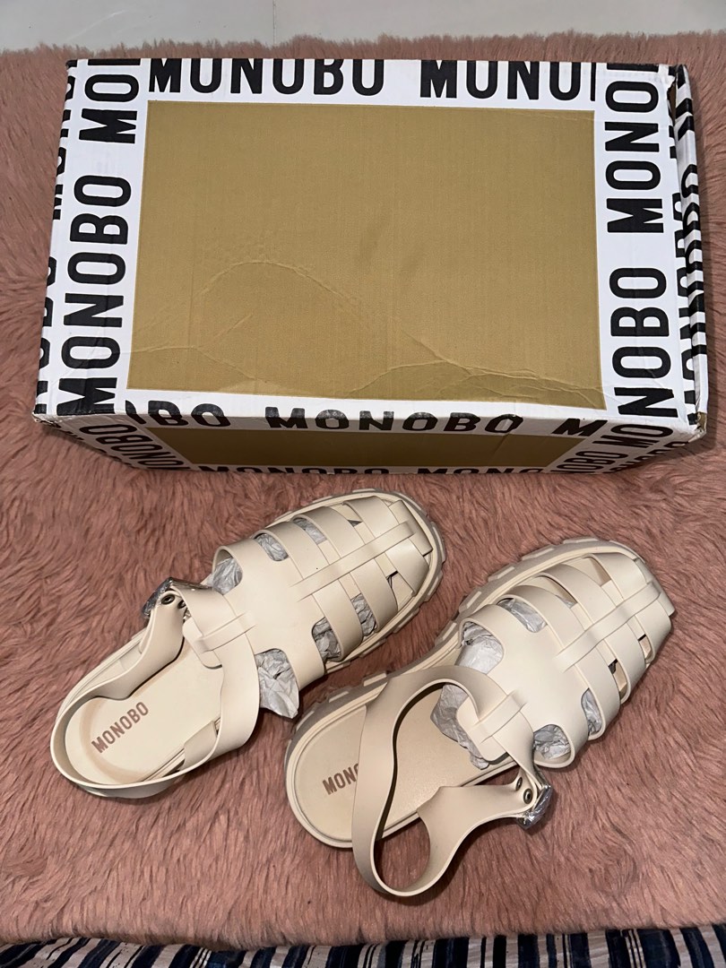 Monobo Sandals, Women's Fashion, Footwear, Flats & Sandals on Carousell