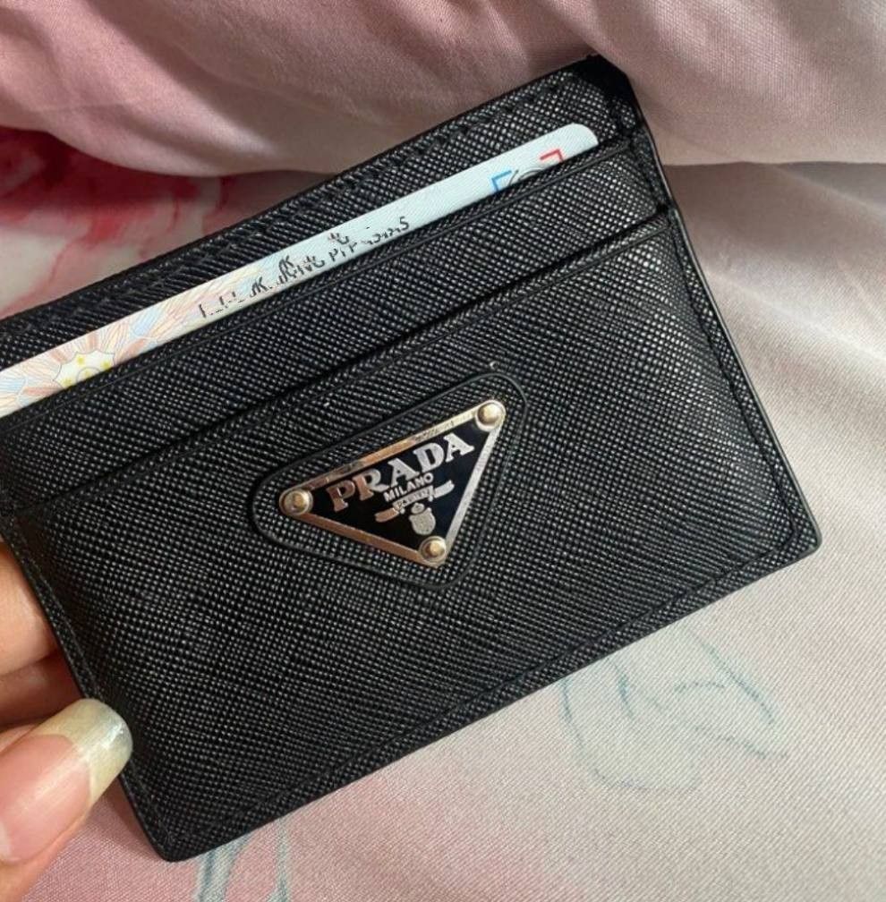 [Ready Stock] Saffiano Leather Triangle Logo Card Wallet Black Gold ...